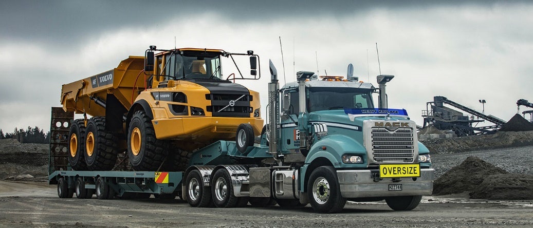 Fulton Hogan - Super Liner | Mack Trucks New Zealand